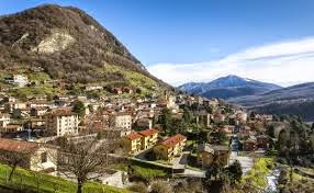 Riflessi: I PAESI DELLA BRIANZA : ERBA