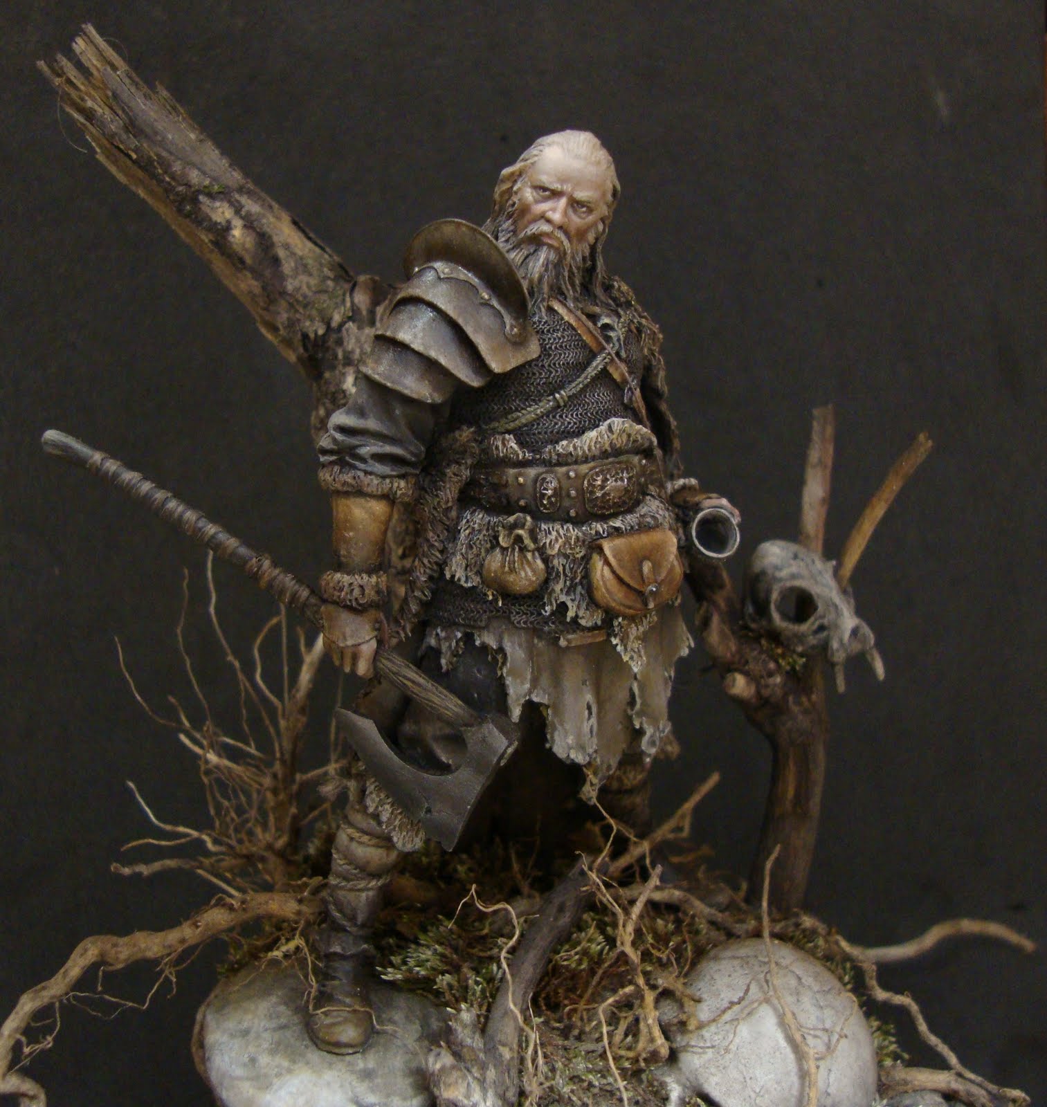 Beowulf | planetFigure | Miniatures
