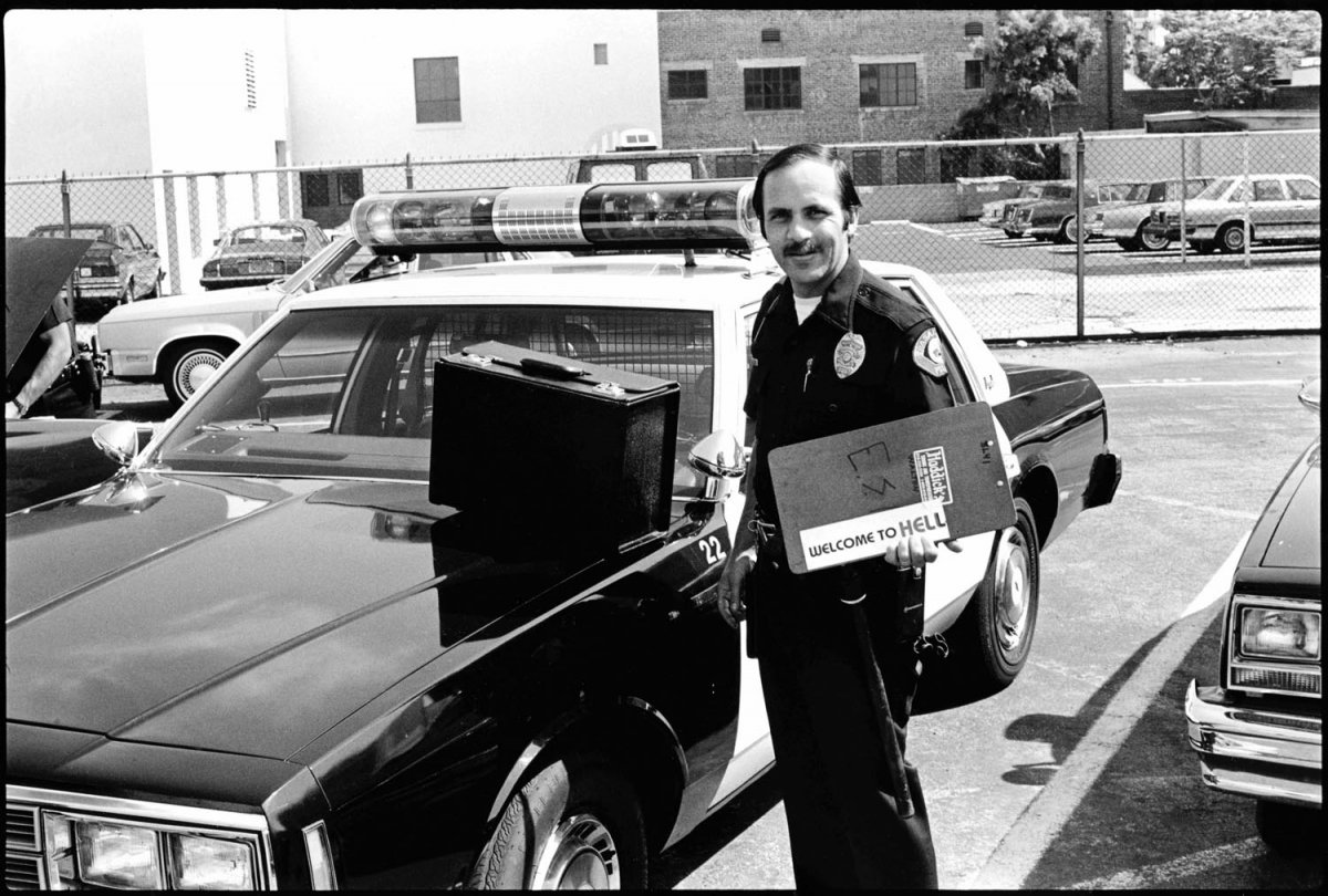 20 Unbelievable Retro Photos of Los Angeles Police Officers During the ...