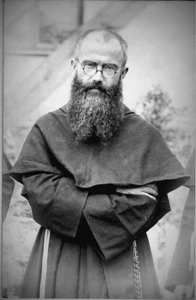 TENETE TRADITIONES: 125 lat temu urodził się o. Maksymilian Maria Kolbe.