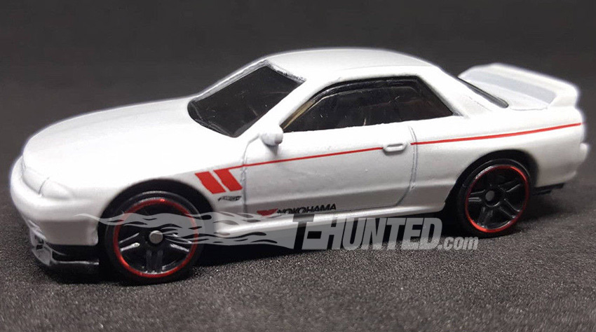 T-Hunted!: Novas cores para o Skyline R32 e para o Golf GTi
