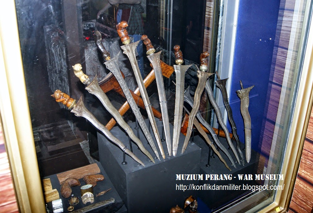 Sejarah Konflik & Militer: Malay Traditional Weapon, Firearms & Cannon ...