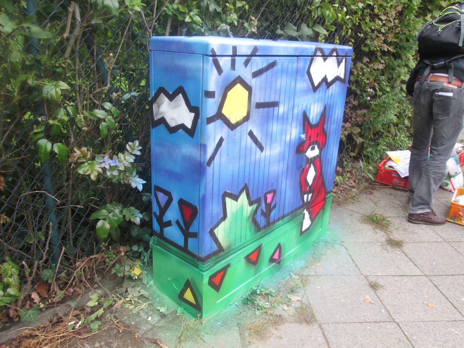 Stromkasten-Styling: Letzter Sprühtag in der Peter-Witte-Grundschule