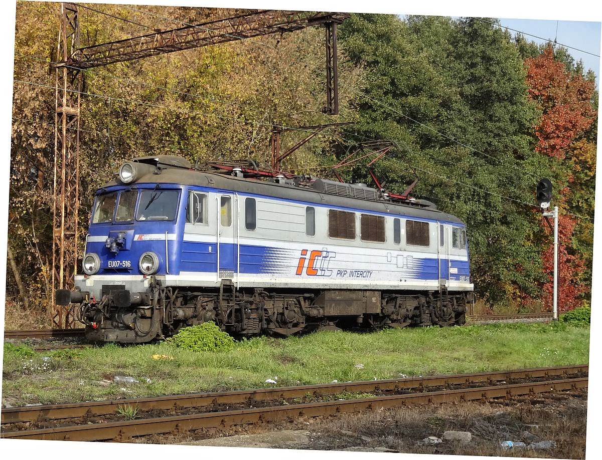 EU07-516 na Olszynce Grochowskiej | Torowy