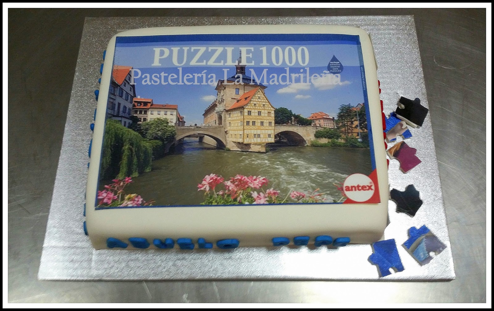 Pasteleria La Madrileña: Tarta de fondant. Puzzle