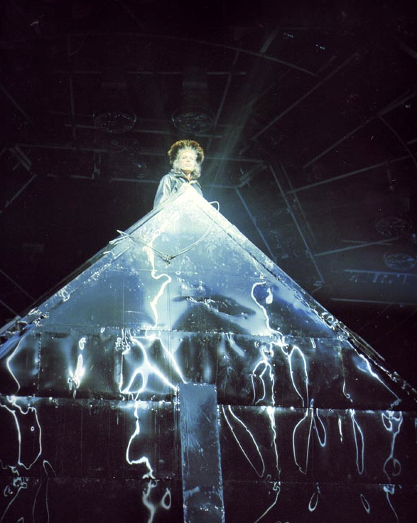 Concert Stage Design - The Lotus Stage - SHIDOOBEE with StonesDoug