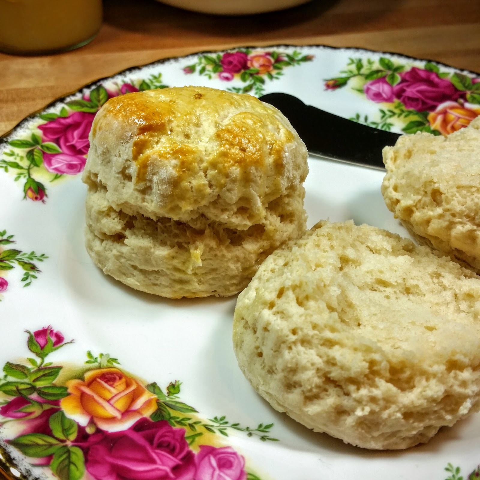 Tea across the pond: Traditional Scones