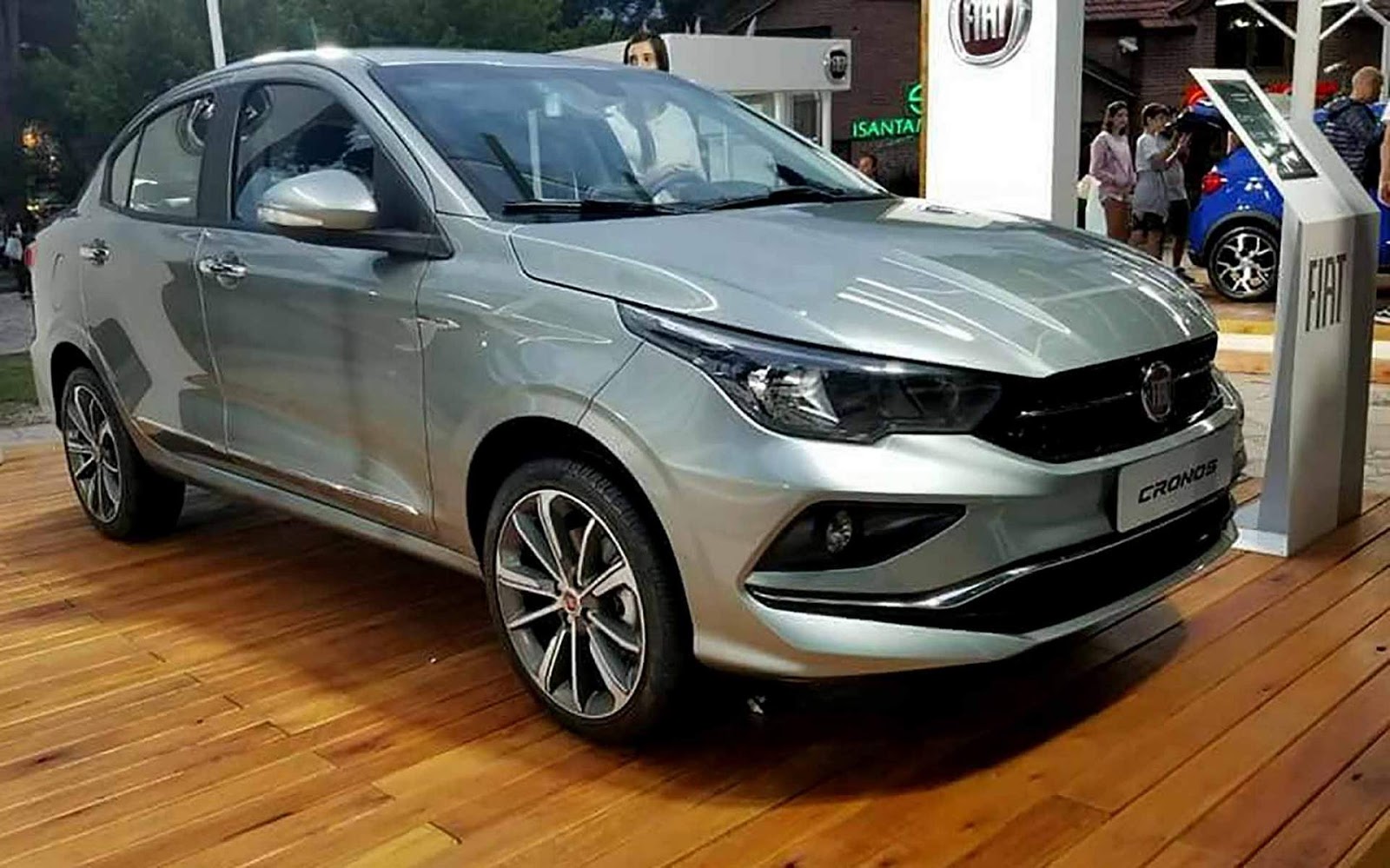 Fiat Cronos Precision é mostrado ao público na Argentina