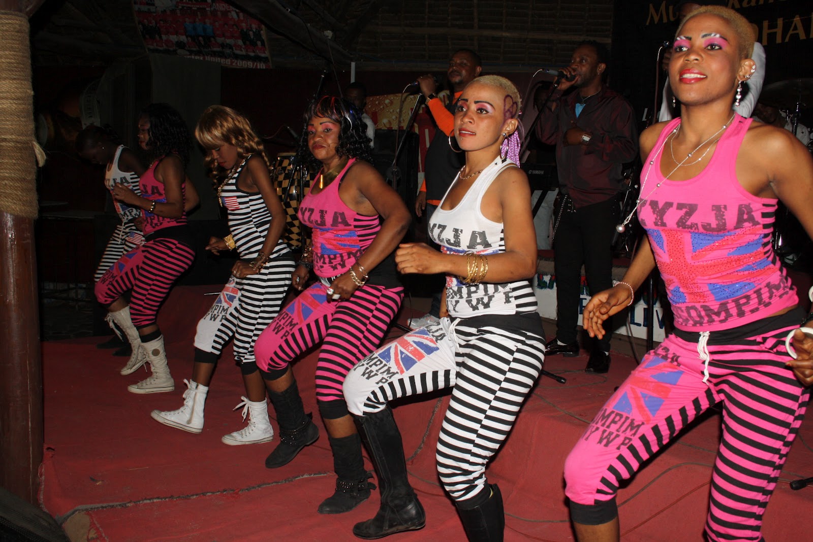 TANZANIA ONE: EXTRA BONGO WAJA NA MOTO MKALI MKUTOKA ULAYA,WAITEKA ...