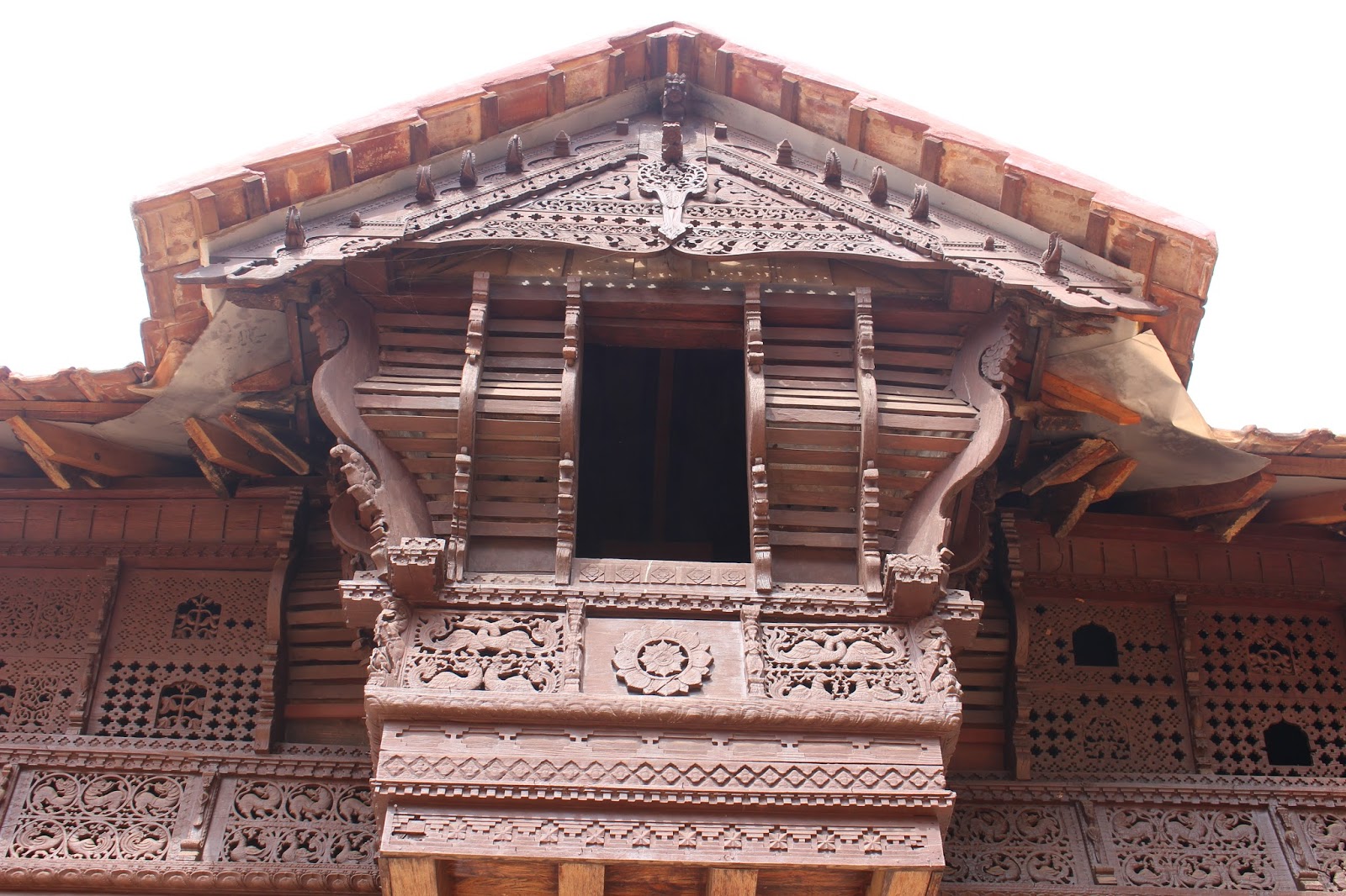 "Miles" to Write: YOU HAVE TO VISIT this palace!