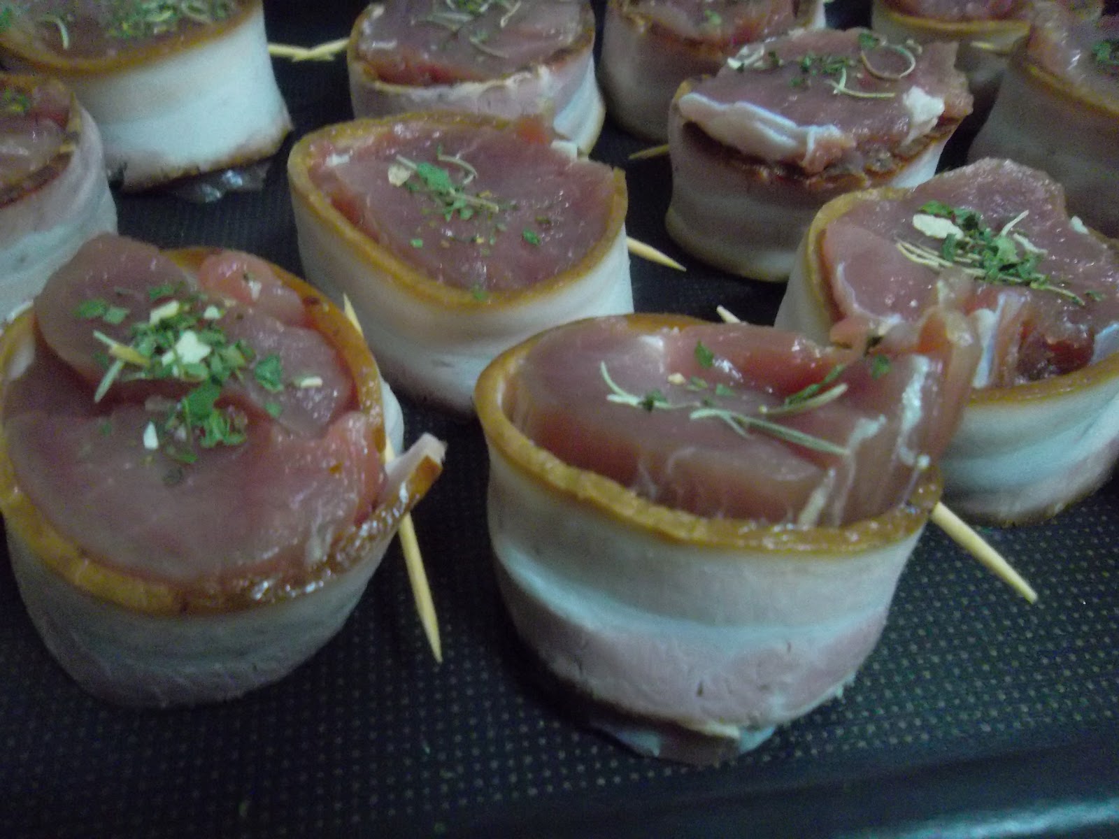 MEDALHÕES DE FILÉ MIGNON SUÍNO - Receitas Culinárias