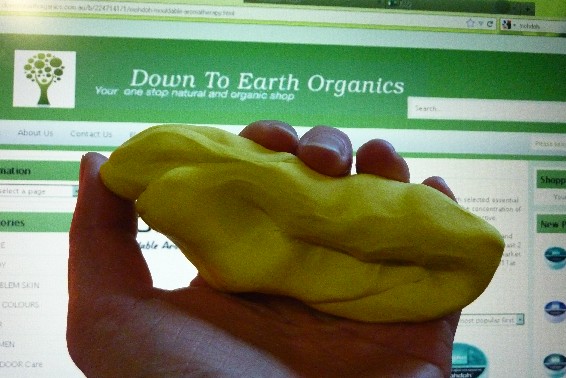 Down To Earth Organics: Mohdoh Mouldable Aromatherapy Review
