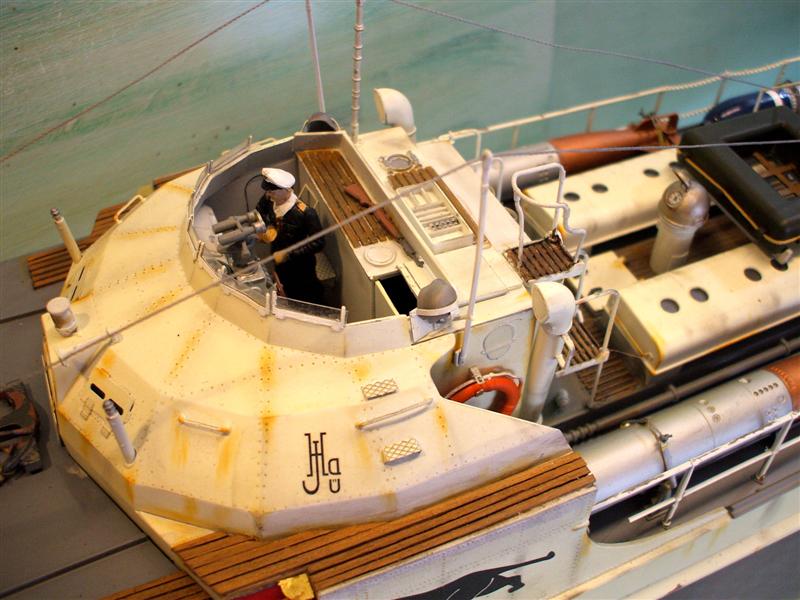 Model Building: SCHNELLBOOT S.100 1/35 SCALE