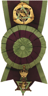 A History of Graphic Design: Chapter 95: A Brief History of Royal ...