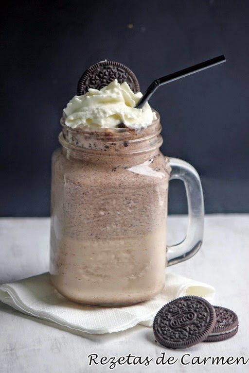 Milkshake de Oreo {Batido de Galletas de Oreo}