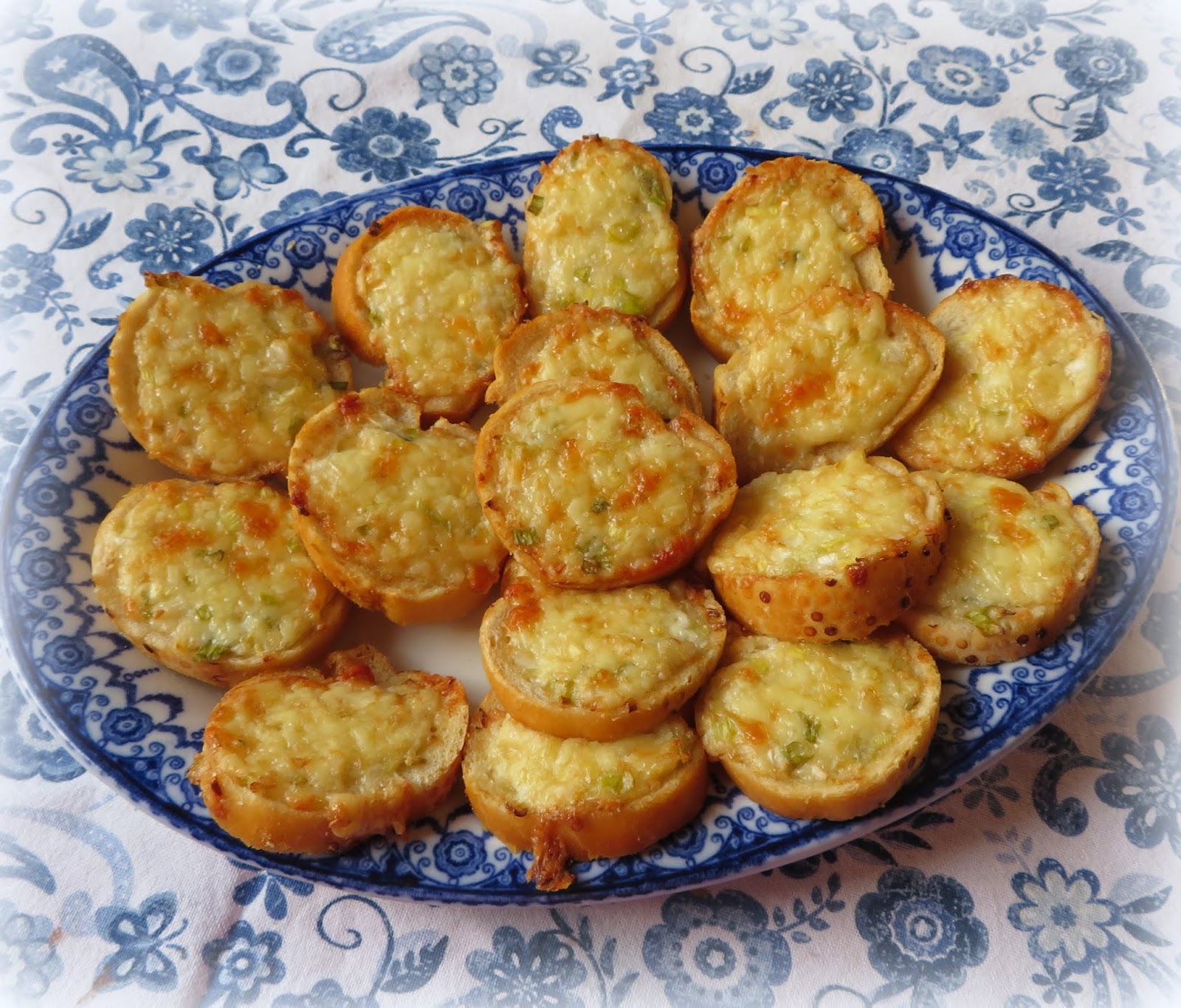 Toasted Cheese Rounds | The English Kitchen