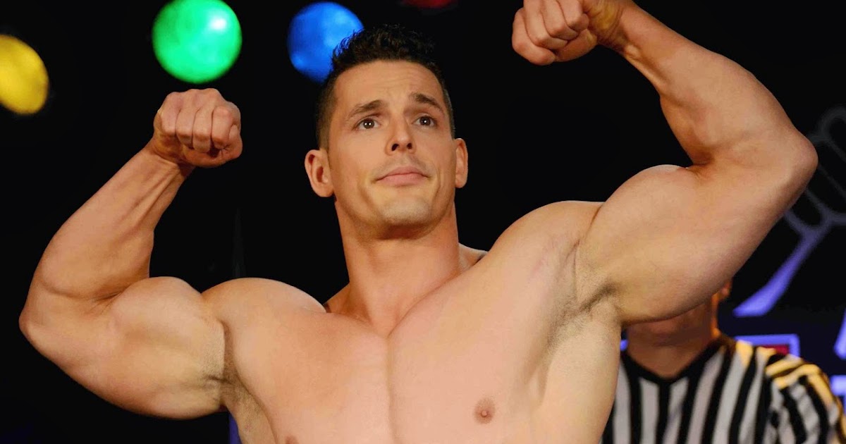 Beefcakes of Wrestling: Monday Muscle : Flexing Beefcake