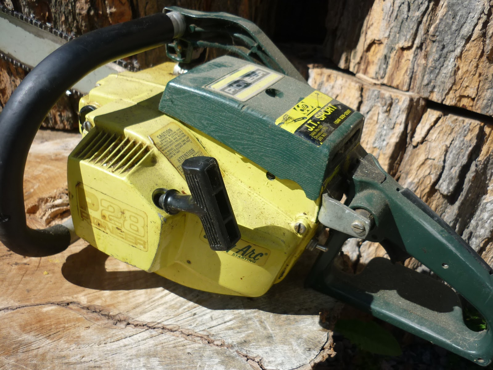 VINTAGE CHAINSAW COLLECTION: PIONEER P28