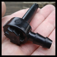 How To Tap A Maple Tree | Maple Sugaring For Beginners