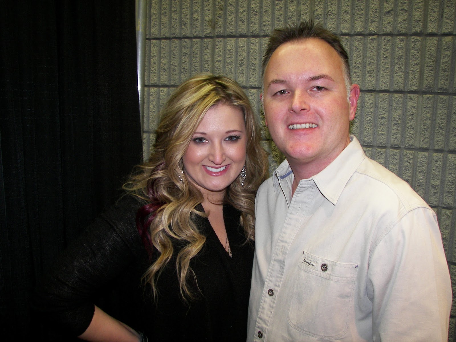 Interview Erica Nicole - Country Music News International