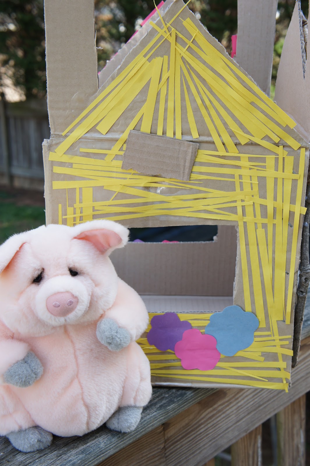 Mommy and Me Book Club: The Three Little Pigs