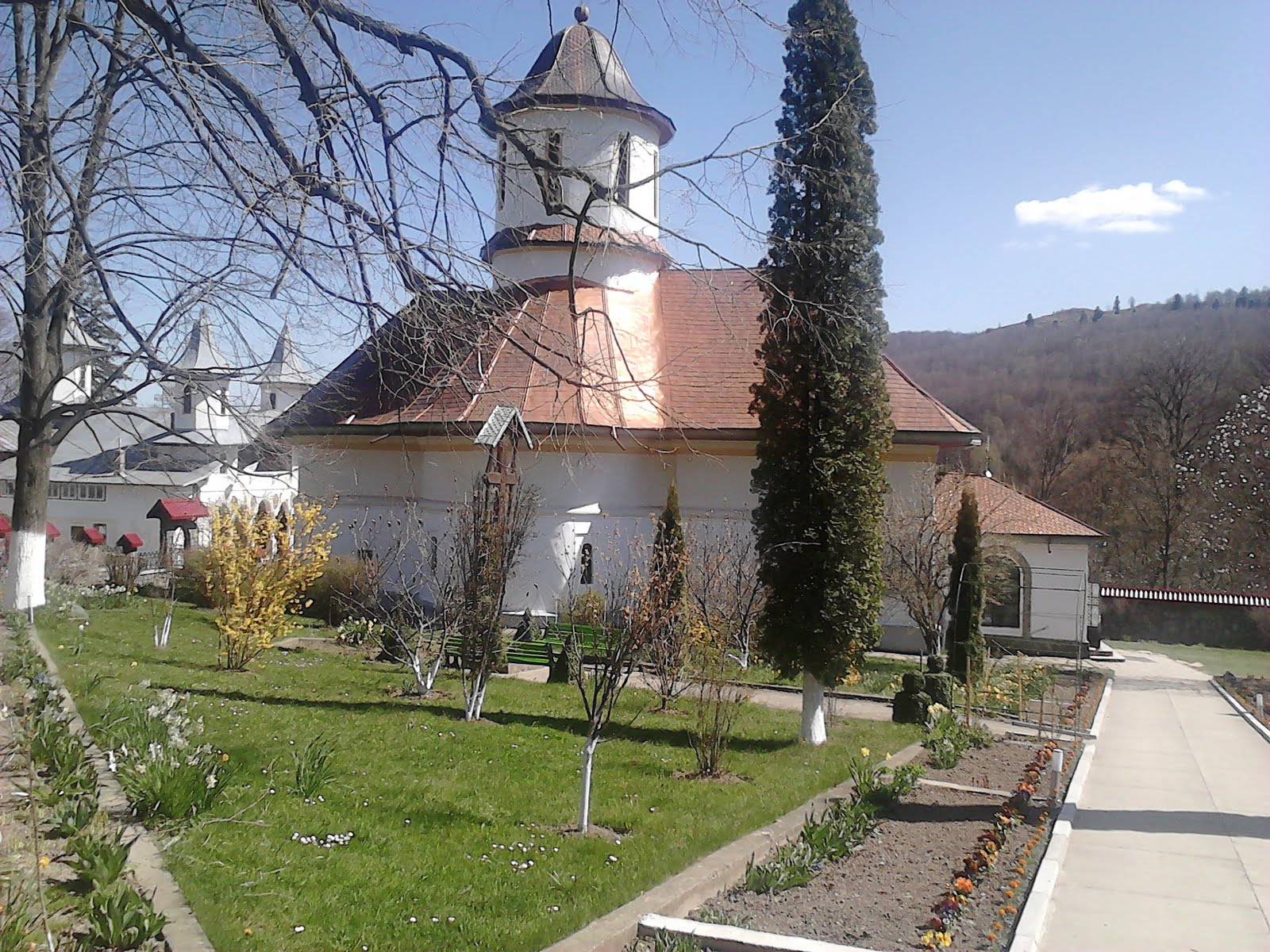 Romania Through My Eyes… » Manastirea Crasna – 2011