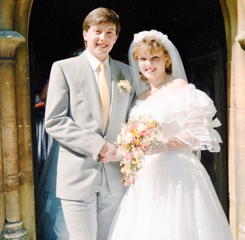 Beautiful Found Photos Show a Couple's Wedding in Cranfield, England ...