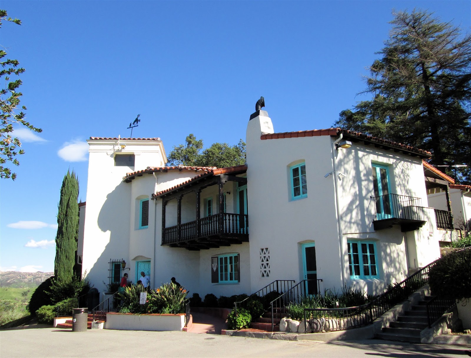 wacky tacky: Hollywood House Hunting: William S. Hart Hacienda