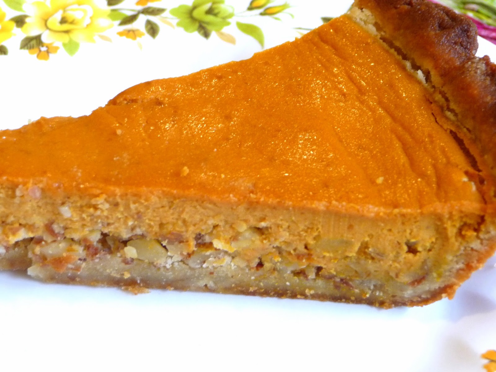 DEEP-DISH ALMOND PUMPKIN PIE
