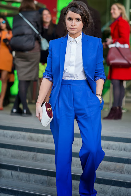 Urban Fieldnotes: Carving Out a Place in a Crowded Field of ...