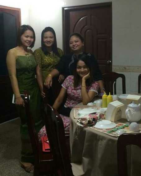 On Line လဘက္ရည္ဆိုင္