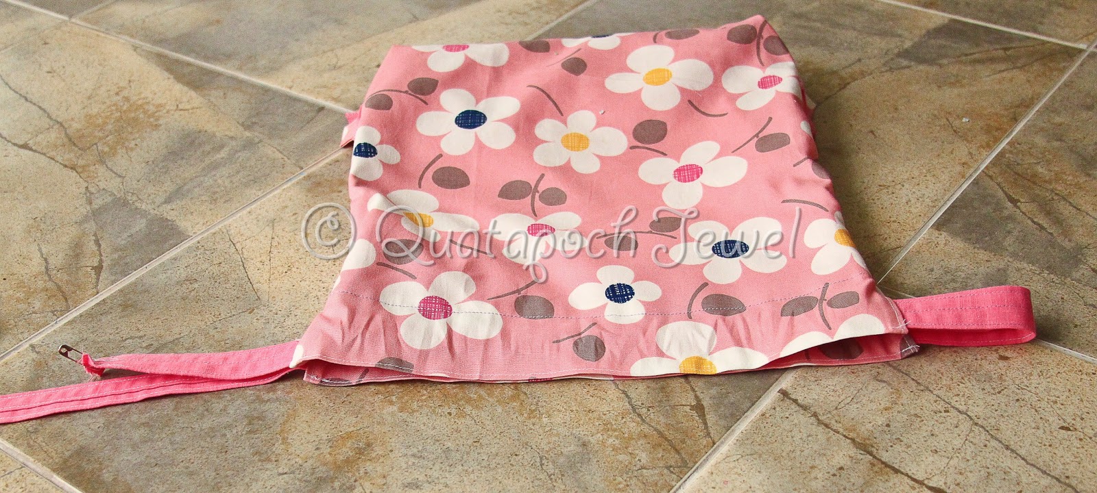 Threads and Pencils: Drawstring Bag and Grommet Tutorial