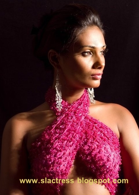 srilankan actress picture gallery: Nadeeka Perera