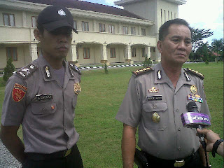 Briptu Czar Vokalis D'Zoul Band | POPULER NEWS | FASHION | SPORT | FOOTBALL