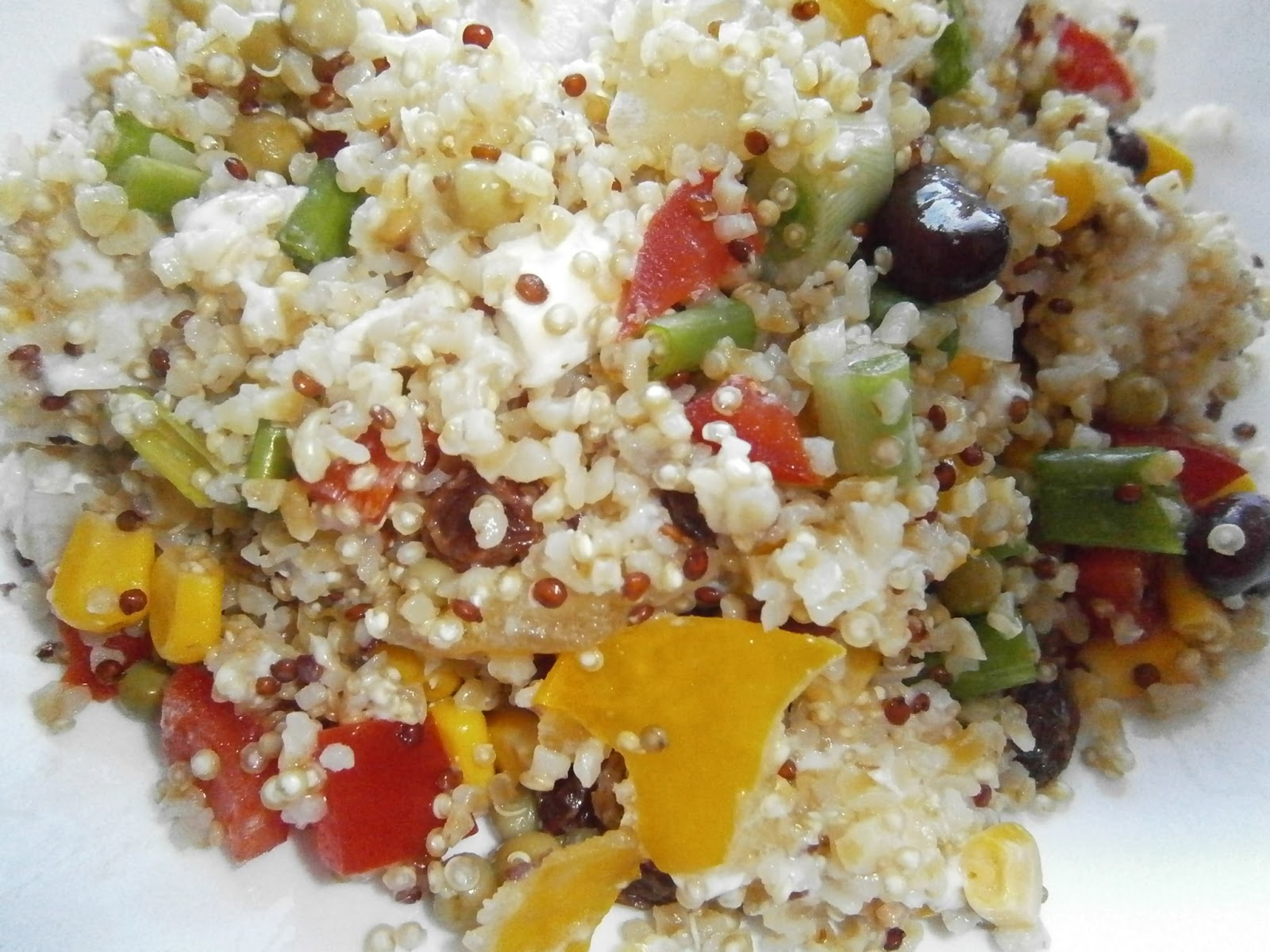 Délices d'une novice: Salade de quinoa - boulgour au fromage de chèvre ...