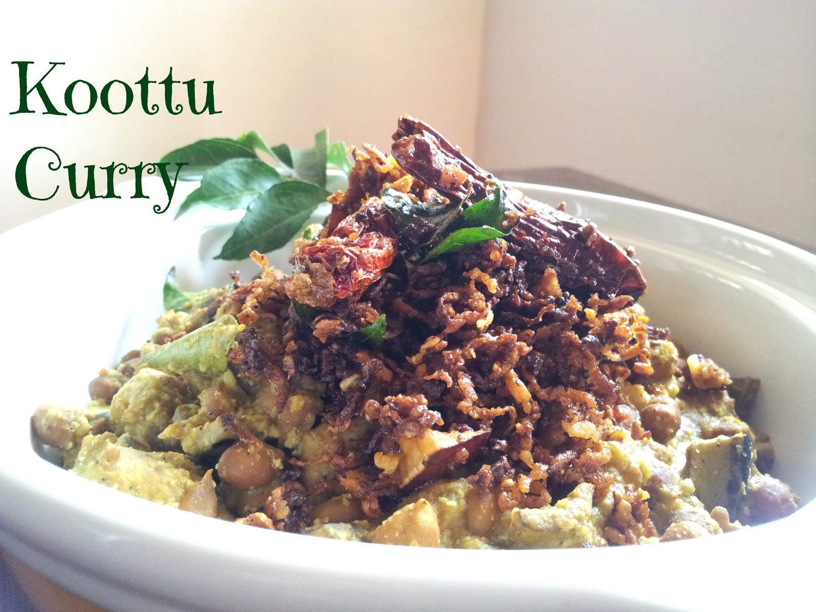 A Bowl Of Curry: Koottu Curry (Black Chickpea in coconut gravy)