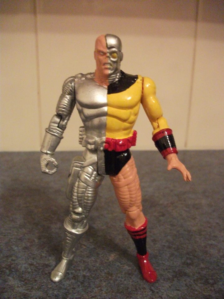 DC in the 80s: Leon Bain's custom DC action figures