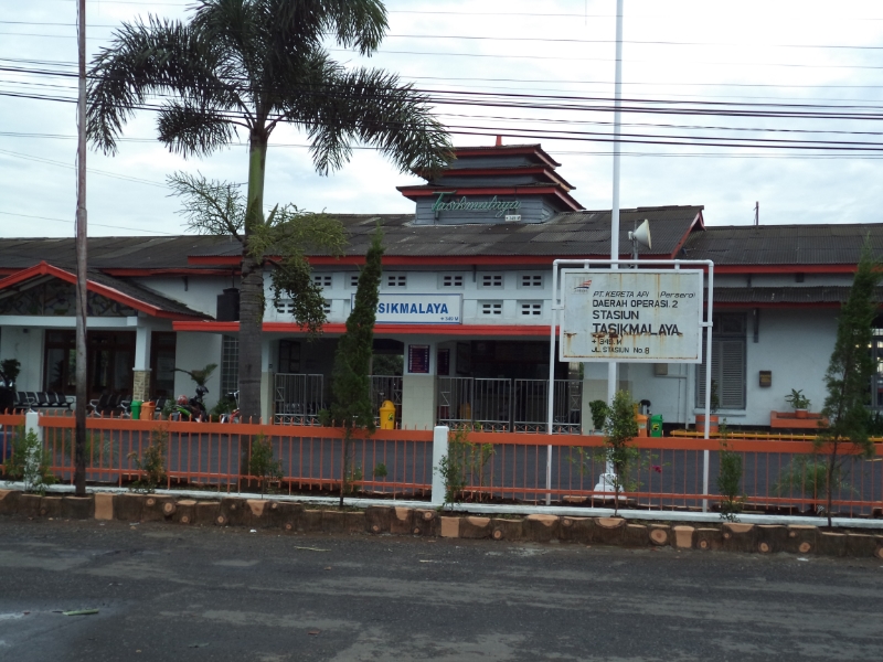 Wisata Sejarah di Tasikmalaya Jawa Barat - PESONA WISATA INDONESIA Wisata Sejarah di Tasikmalaya Jawa Barat - PESONA WISATA INDONESIA