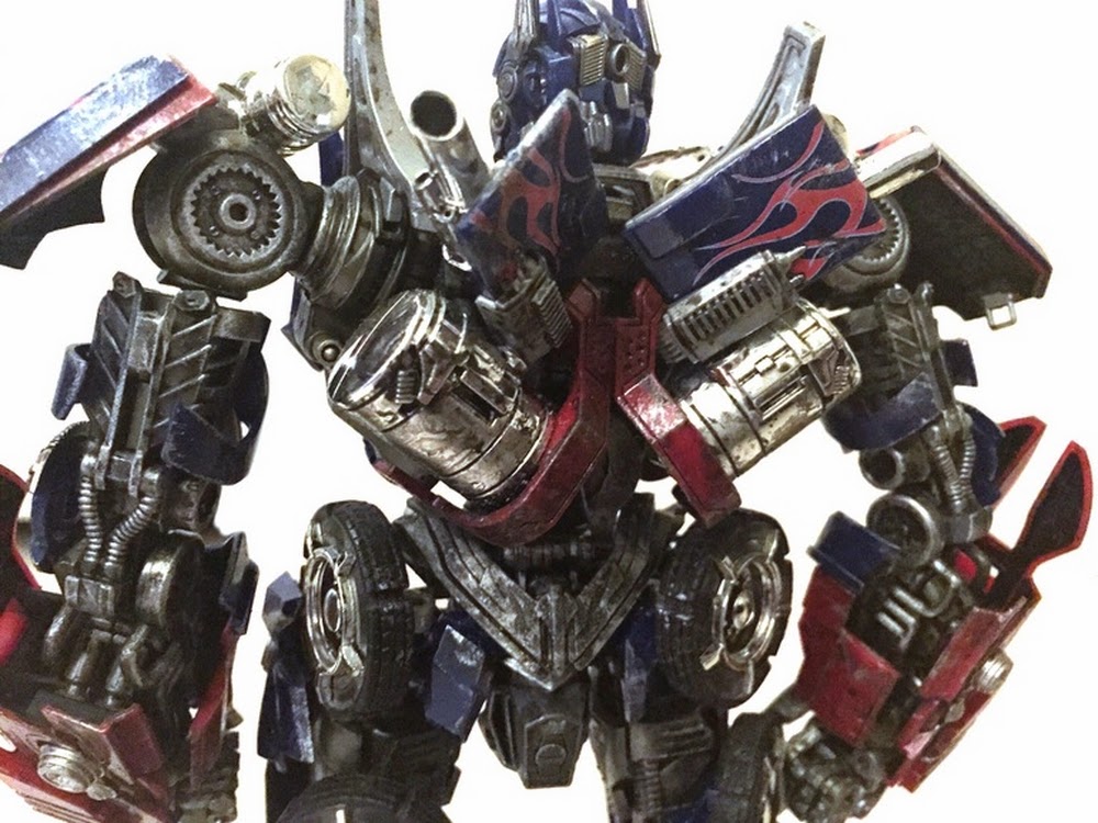 Custom Build: DMK01 Optimus Prime - Gundam Kits Collection News and Reviews