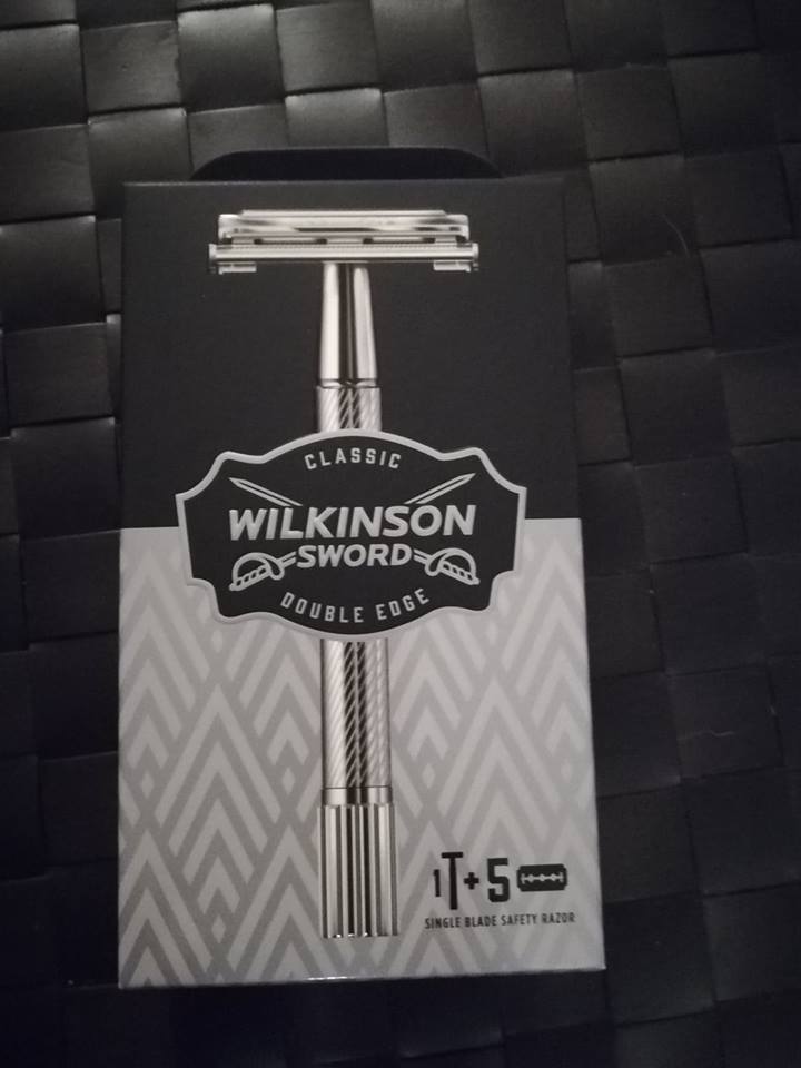 Les tests de Stephanie: Mon test du rasoir Wilkinson Classic Premium ...