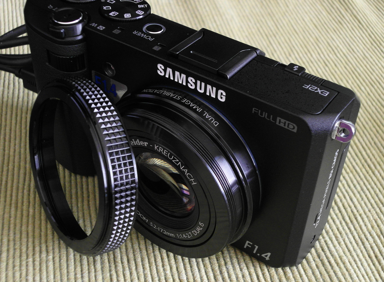 PHOTOGRAPHIC CENTRAL: Samsung EX2F Review