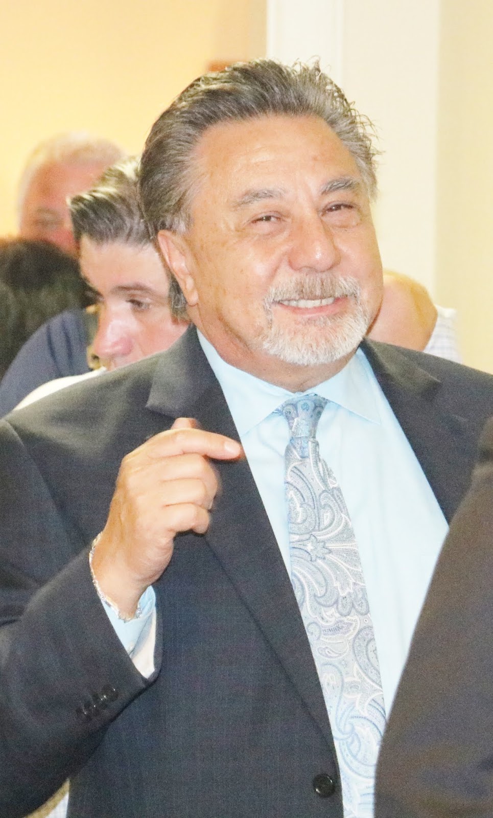 Walker Report - Shedding Light on Bexar County: Over 1,000 attended ...