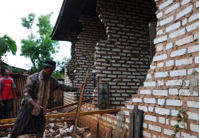 Mengenal Kelebihan dan Kelemahan Dinding Batu Bata, Batu Kapur, Batako ...