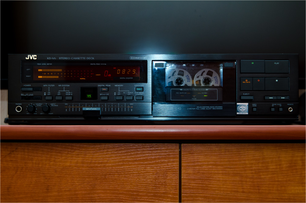 Vintage Audio: JVC KD-V6