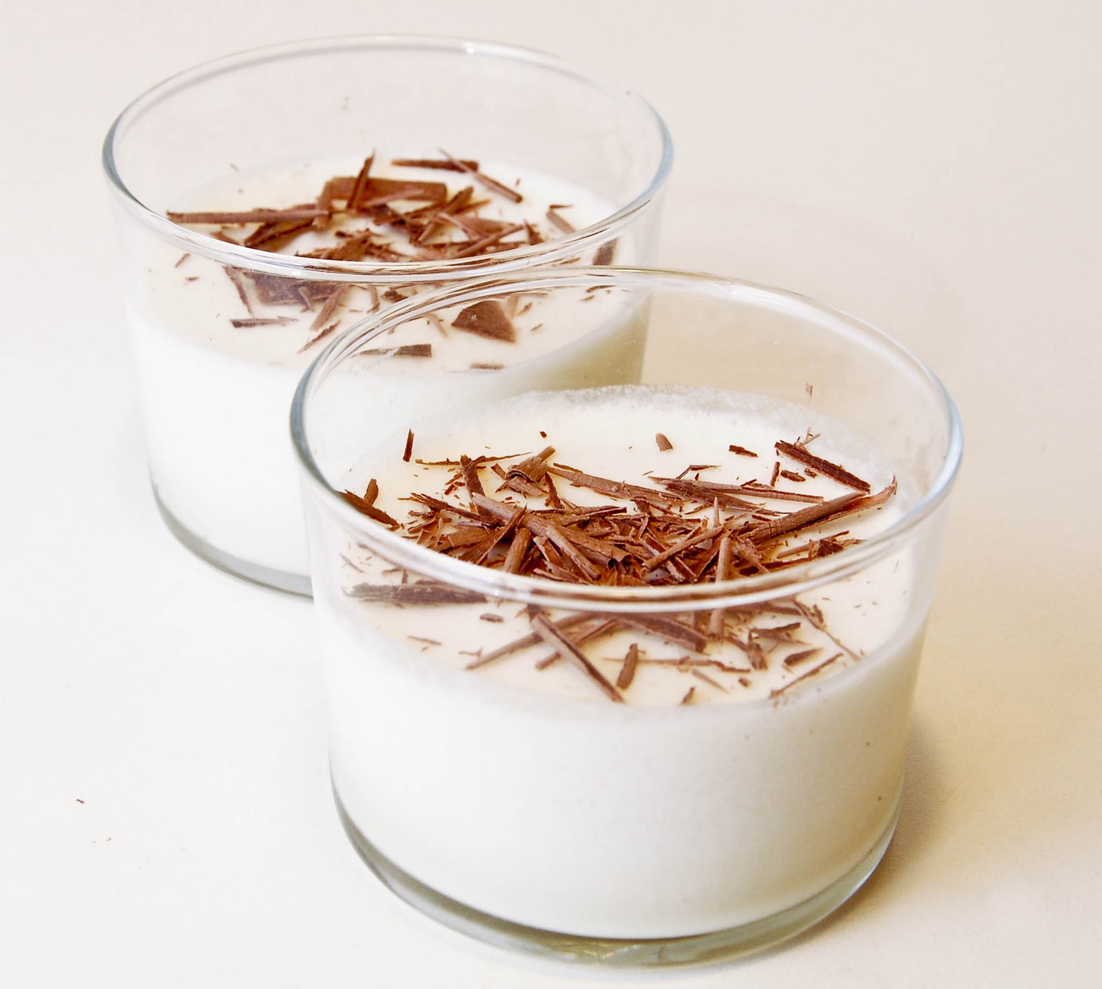 Mademoiselle Cindy: Mousse de chocolat blanc au lait de coco