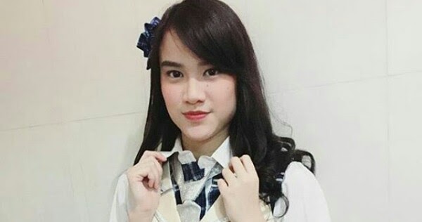 Biodata Lengkap Dwi Putri Bonita JKT48 (Uty) Terbaru - Trendesia