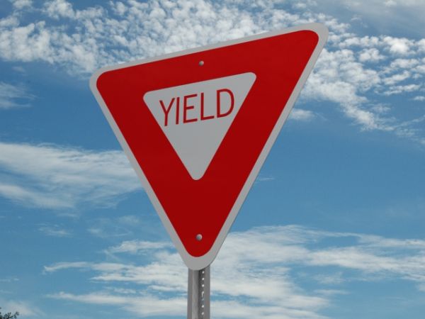Jerseygirldesign Yield Is The Worst Street Sign 7466