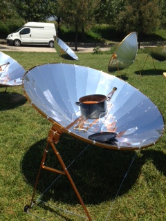 Eficiência Energética: FOGÃO SOLAR - UMA ALTERNATIVA ECOLÓGICA - FAÇA O SEU