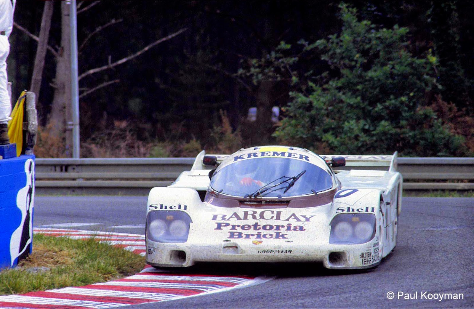 1985 : Porsche 956 B - (Porsche Kremer Racing - Barclays) - nº10