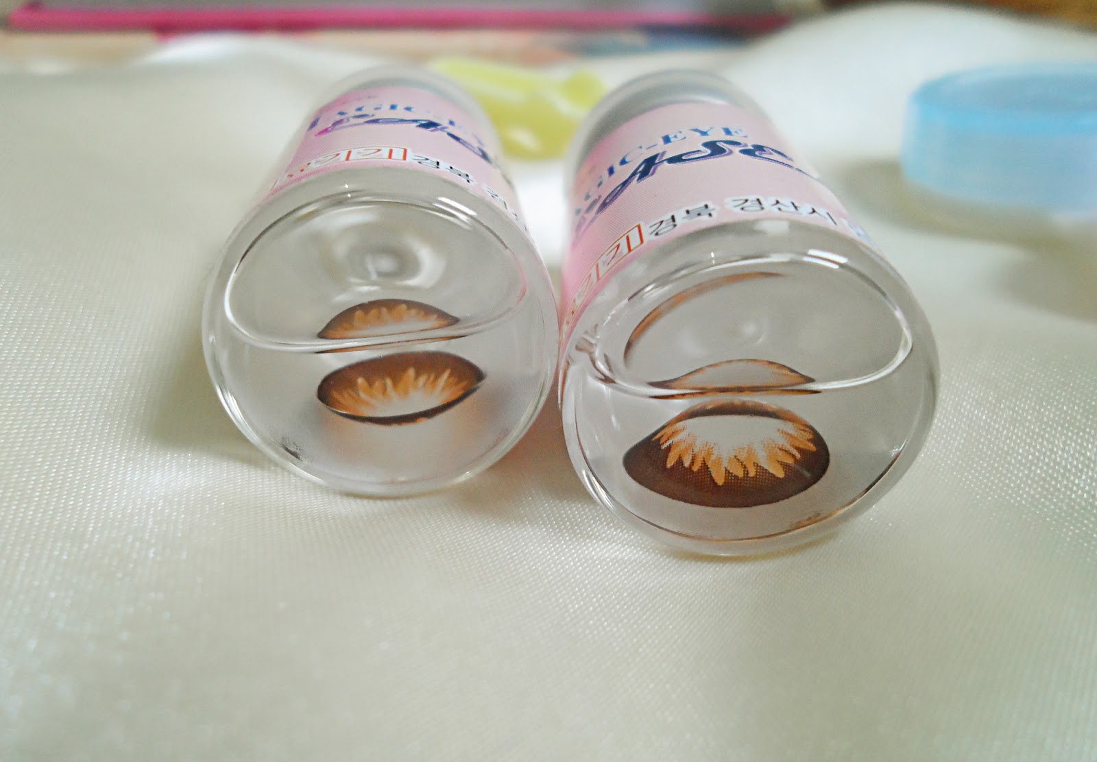 Get Huge Eyes with Magic Eye Easel Lenses | Review & Demo | January Girl